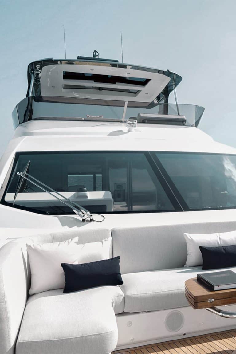 Azimut Fly 78 - flybridge, 78 foot yacht | Azimut Yachts