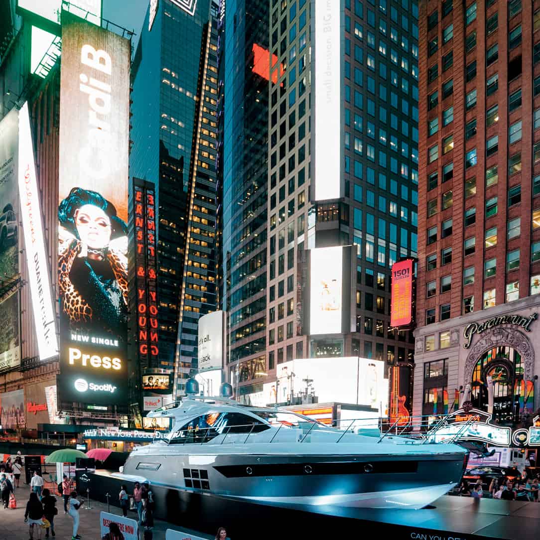 Azimut Fly 53 - flybridge, 53 foot yacht | Azimut Yachts