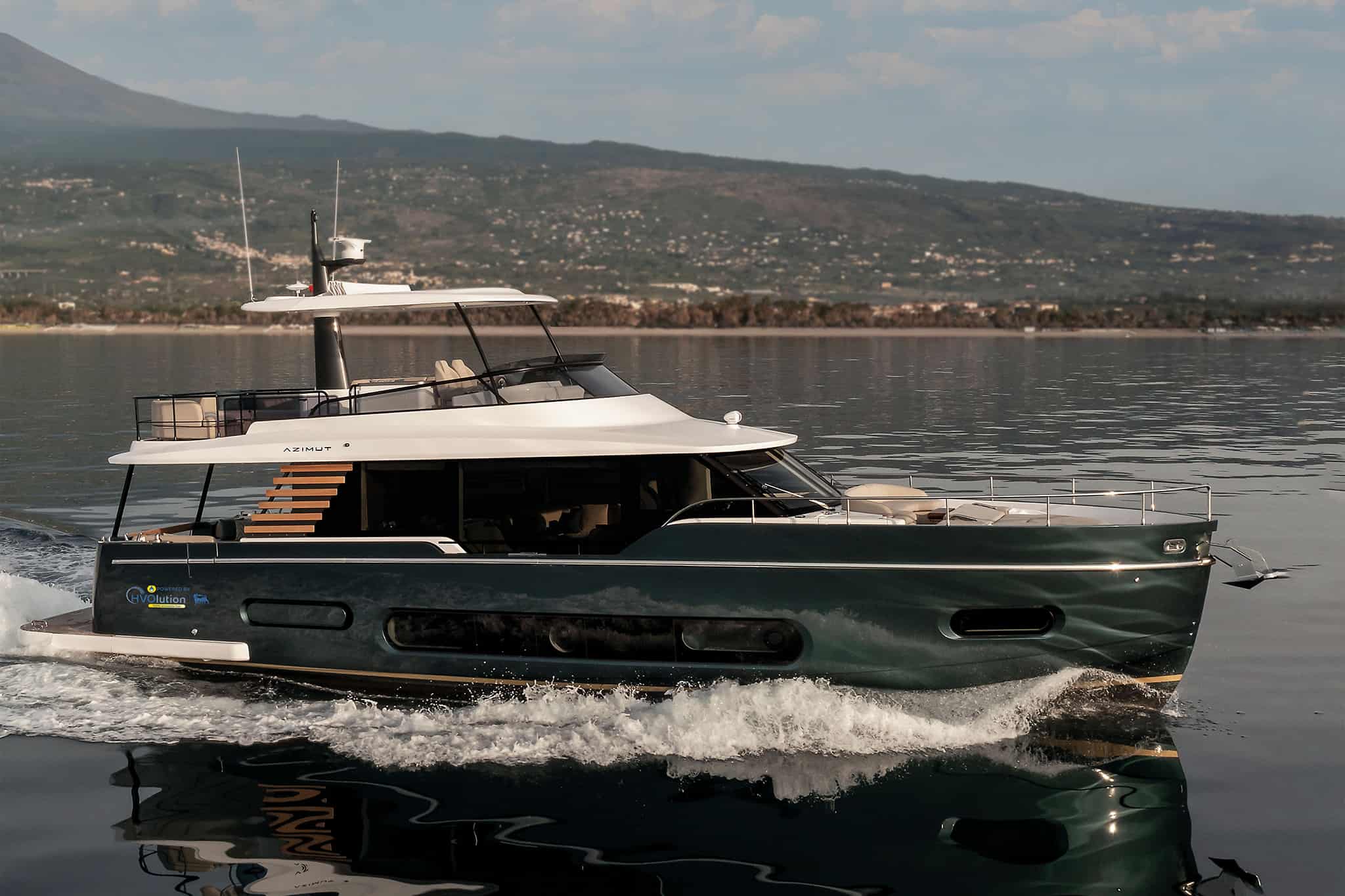 AZIMUT MAGELLANO 60 WINS THE DESIGN INNOVATION AWARD 2023 | Azimut Yachts